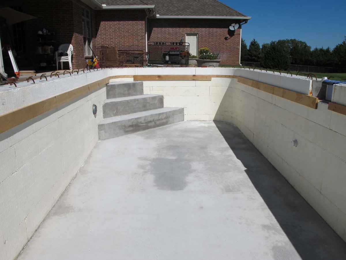 Building Pools with Insulated Concrete Forms (ICFs)